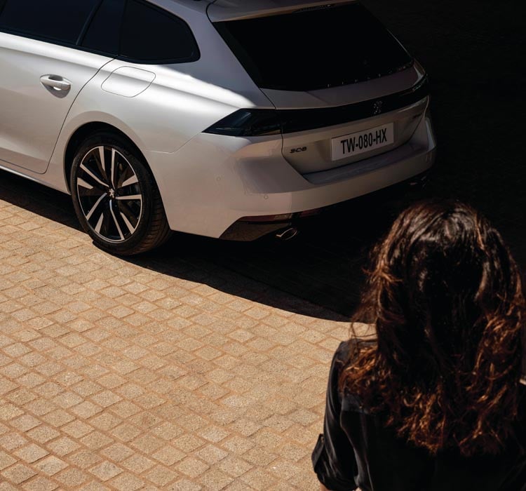 Voitures Break Peugeot : tous nos véhicules haut de gamme